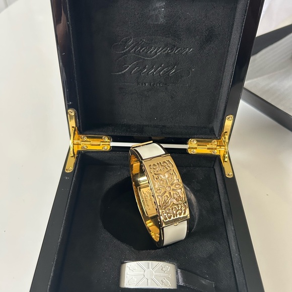 Thompson Ferrier | Jewelry | Gold And White Thompson Ferrier Perfume ...